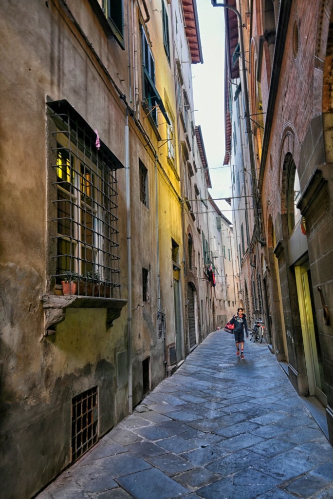 8 Photos of Backs-Streets Lucca — Tuscany’s Best-Kept Secret – Camerons ...