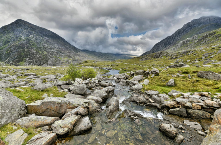 Wonderful Wales: Land of Stone Castles, Red Dragons, and Slate Rooftops ...