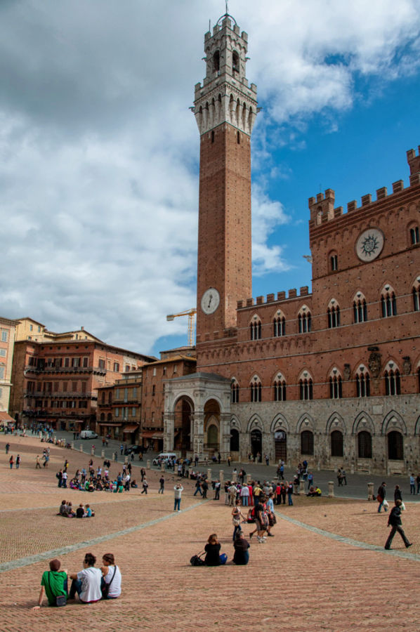 Experience Tuscany: Play “King of the Castle” atop a Fortified Tower ...
